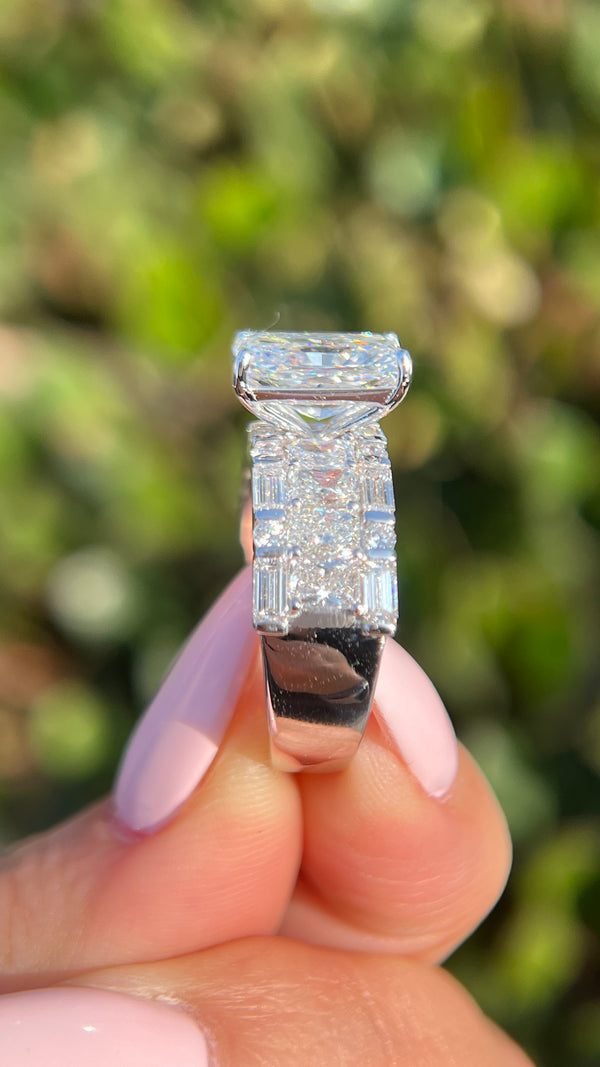 Debi 4.09ct E-VS1 Radiant Cut Lab Grown Diamond Engagement Ring 14K Go ...
